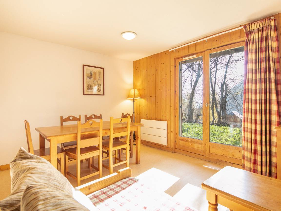 36 M² Huoneisto ∙ 1 Makuuhuone ∙ 6 Vierasta - Le Corbier