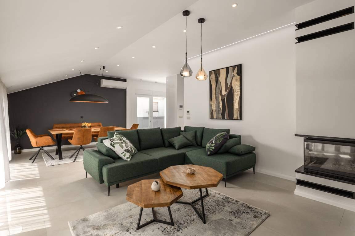 100 M² Appartement ∙ 2 Chambres ∙ 4 Personnes - Rijeka