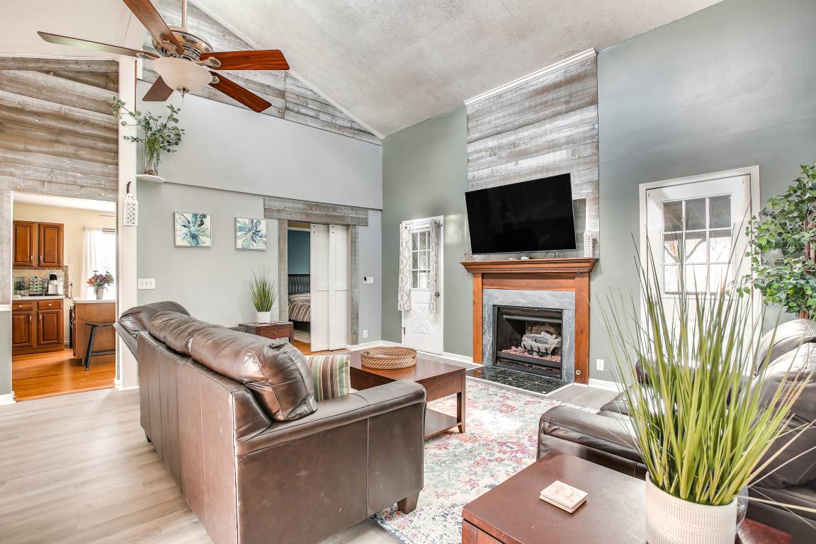 157 M² House ∙ 4 Bedrooms ∙ 9 Guests - Indian Lake State Park, Lakeview