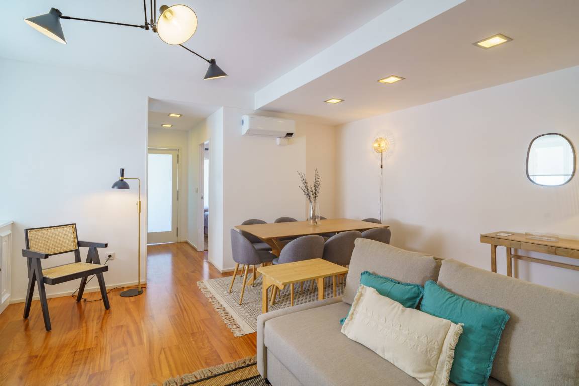 102 M² Apartment ∙ 3 Bedrooms ∙ 8 Guests - Porto, Portugal