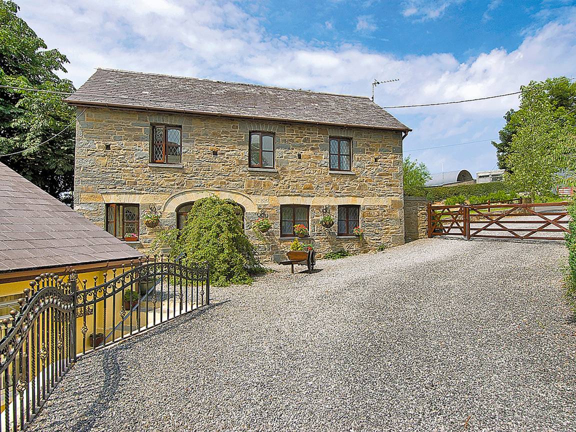 Cottage ∙ 3 Bedrooms ∙ 6 Guests - New Quay