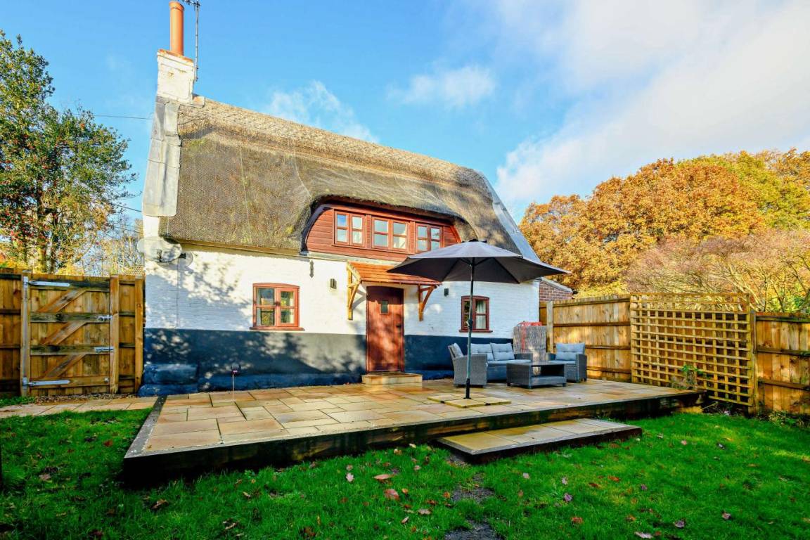 Cottage ∙ 2 Bedrooms ∙ 4 Guests - Wroxham