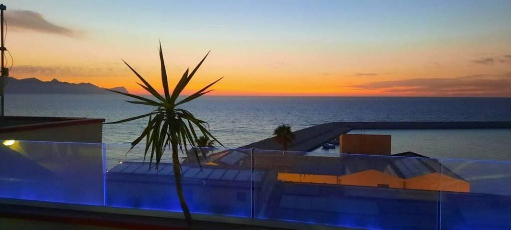 100 M² Lägenhet ∙ 2 Sovrum ∙ 36 Gäster - Balestrate