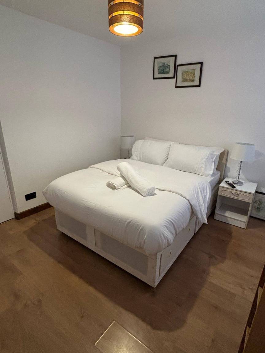 75 M² Casa ∙ 3 Habitaciones ∙ 5 Huéspedes - Brentwood