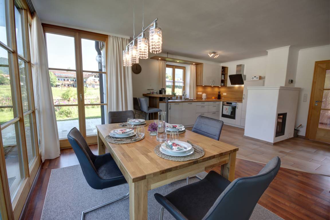 90 M² Ferienhaus ∙ 2 Schlafzimmer ∙ 4 Gäste - Inzell