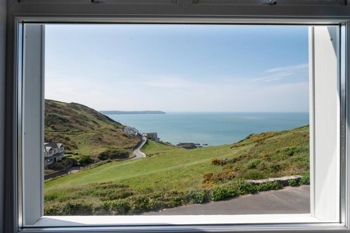 Cottage ∙ 11 Bedrooms ∙ 12 Guests - Croyde