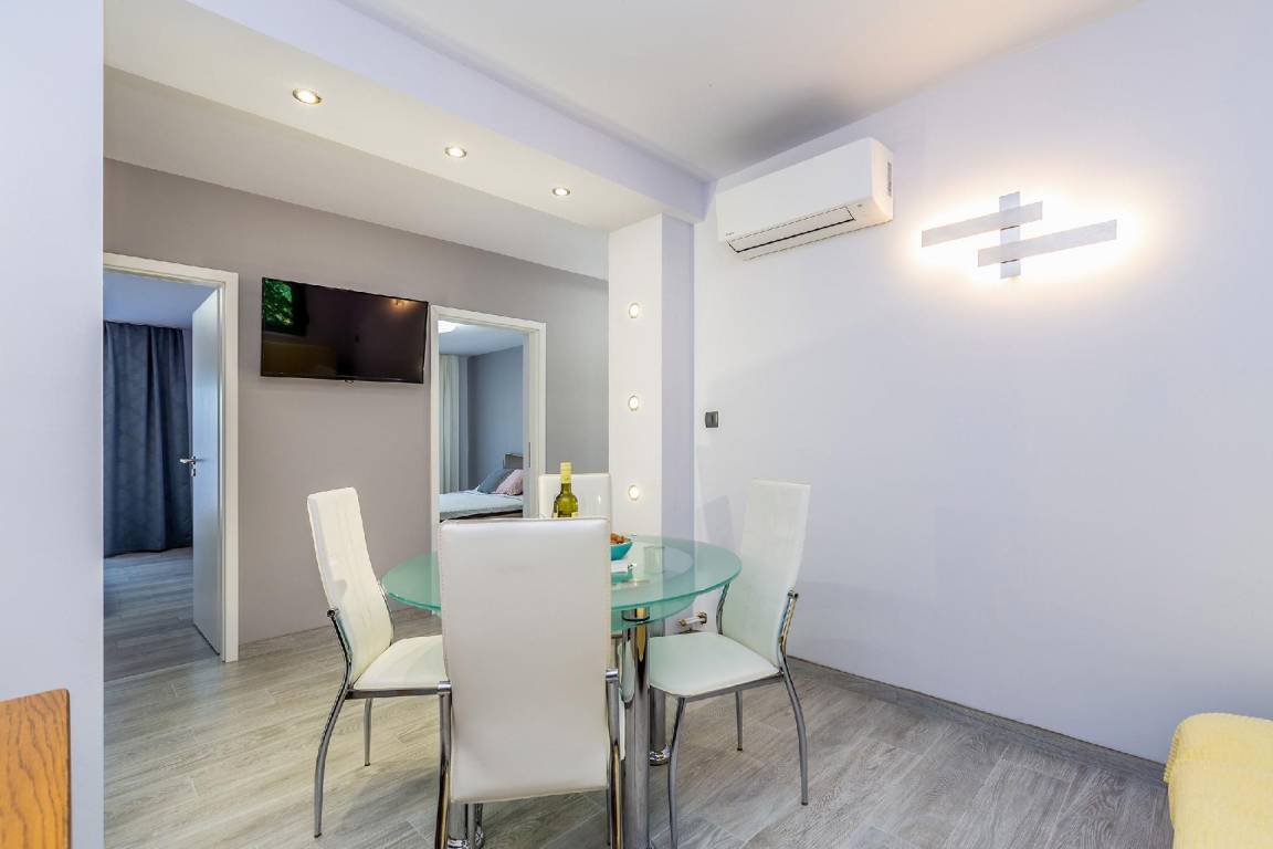 62 M² Apartment ∙ 2 Bedrooms ∙ 4 Guests - Krk