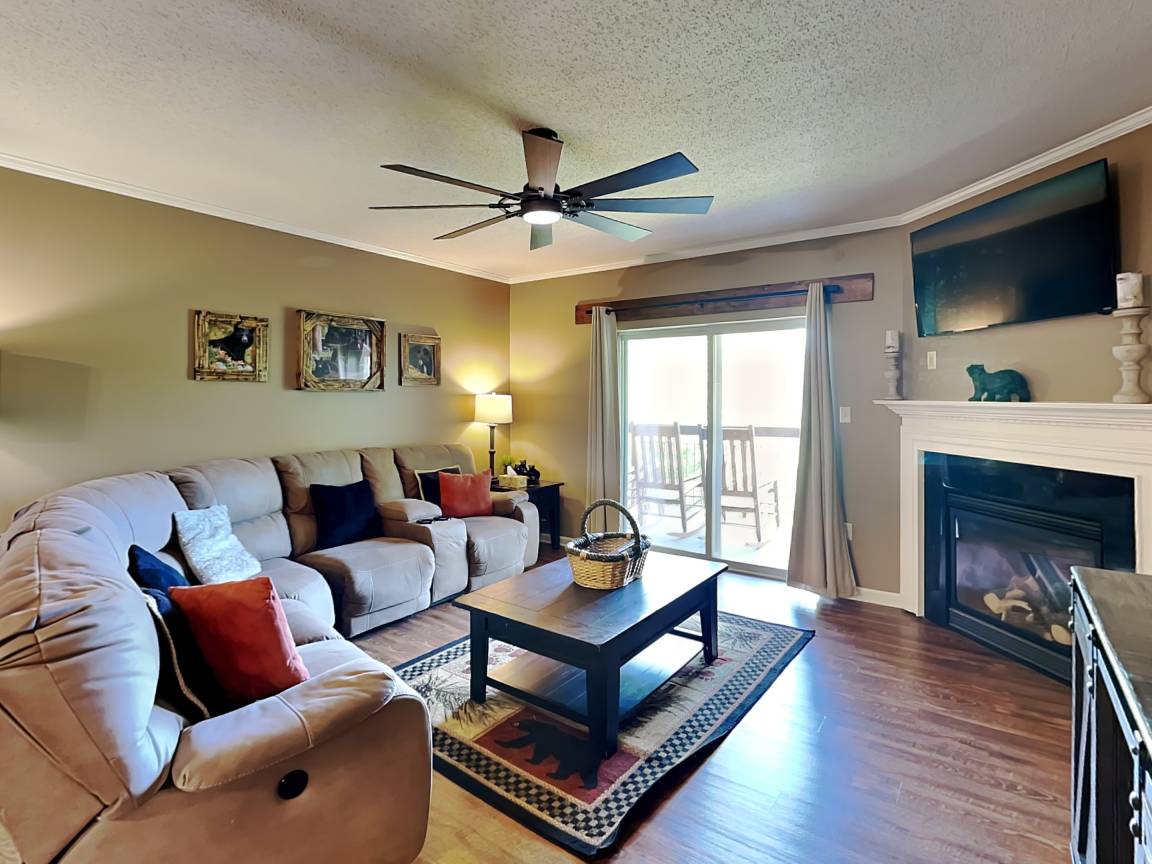 95 M² Condo ∙ 2 Bedrooms ∙ 6 Guests - Pigeon Forge, TN