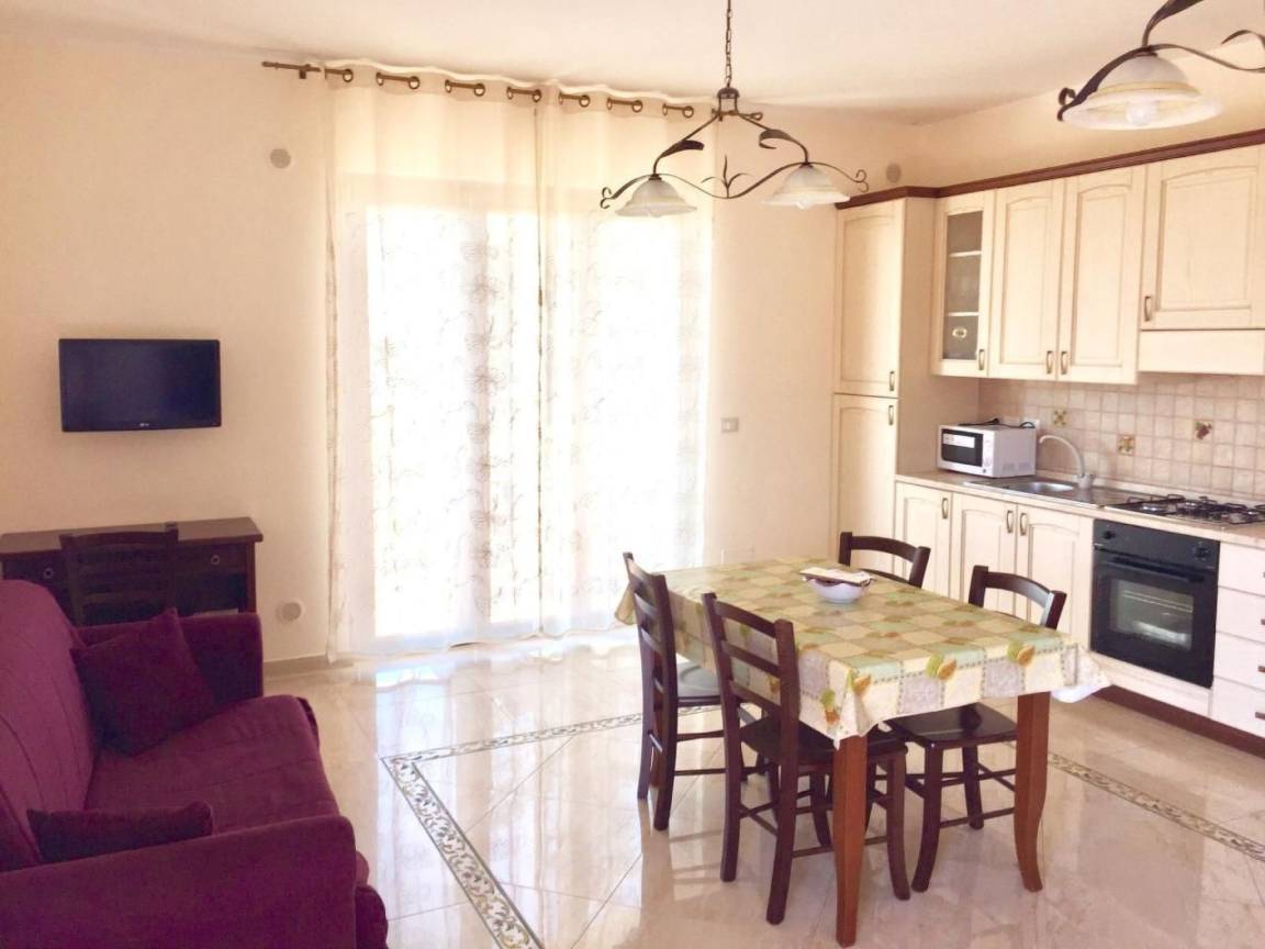 65 M² Appartamento Vacanza ∙ 1 Camera Da Letto ∙ 7 Ospiti - Trecastagni
