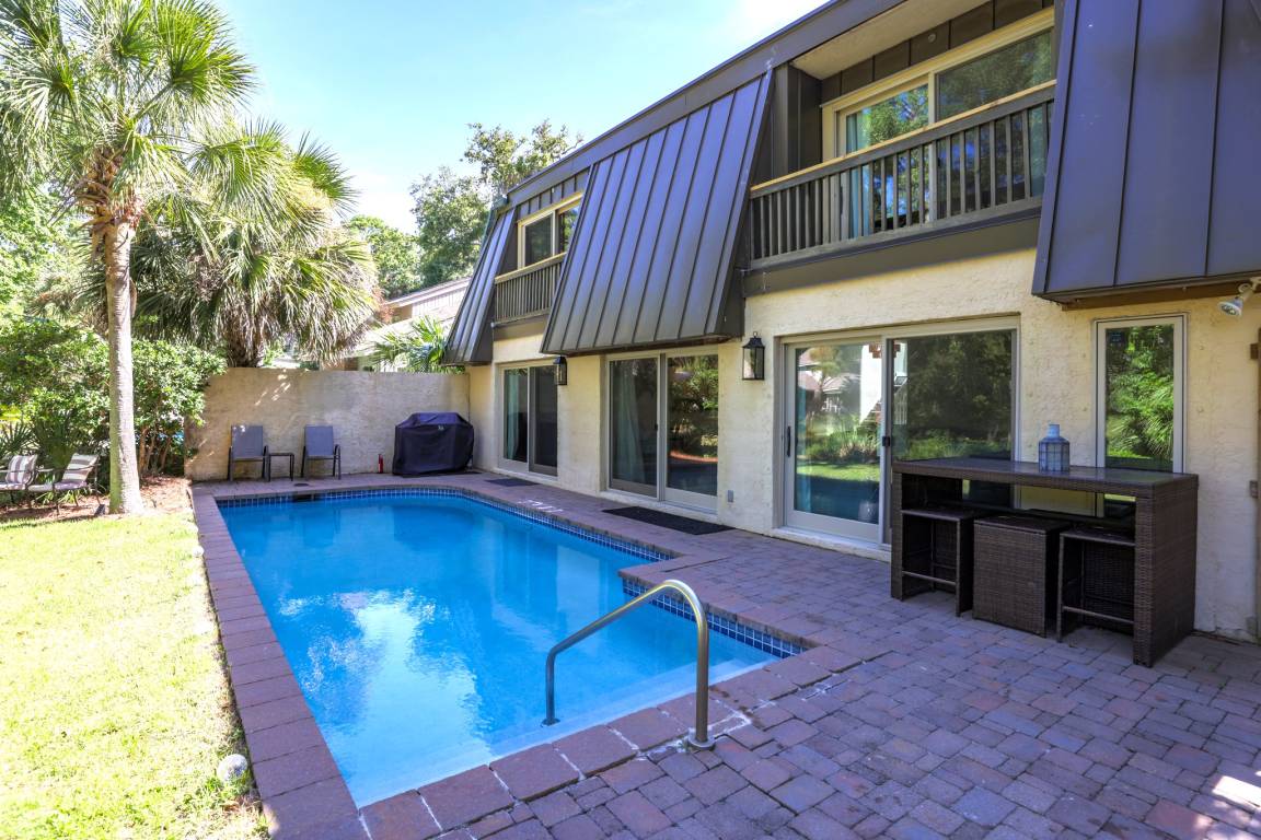 House ∙ 4 Bedrooms ∙ 12 Guests - Hilton Head Island, SC