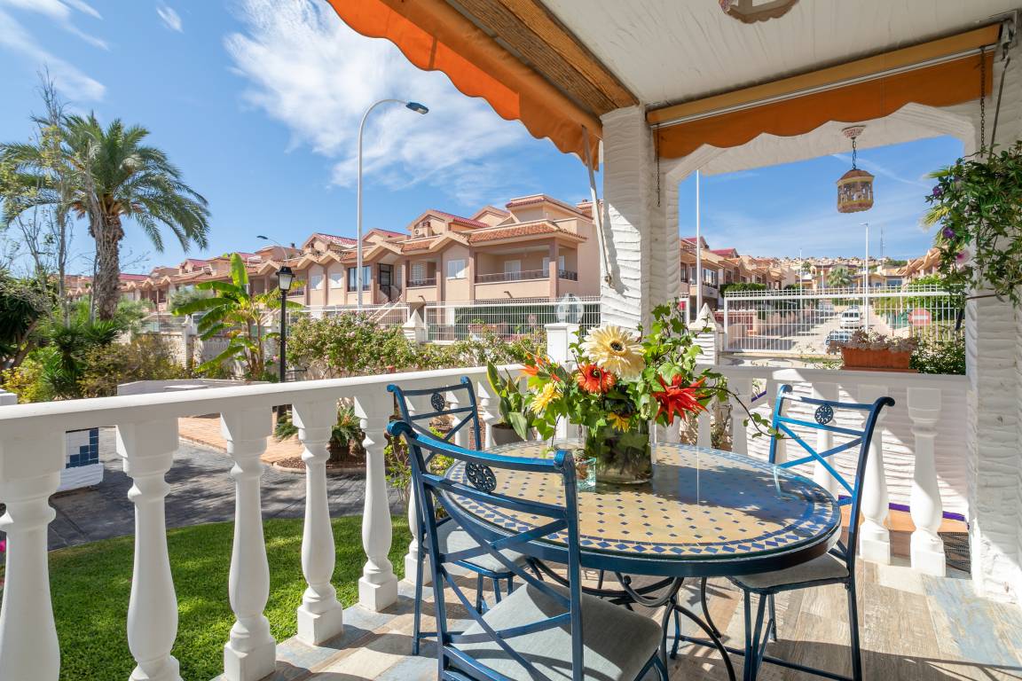 90 M² Casa ∙ 3 Habitaciones ∙ 6 Huéspedes - Alicante