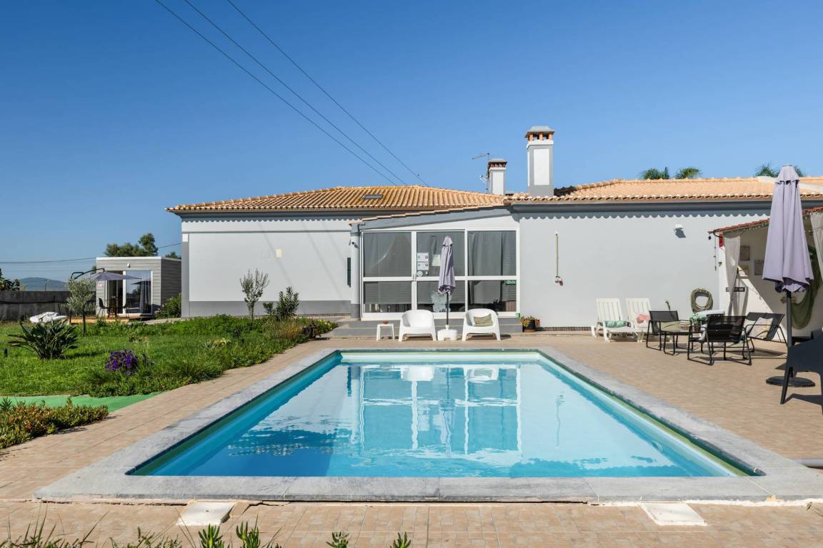 21 M² Bungalow ∙ 2 Habitaciones ∙ 5 Huéspedes - Palmela