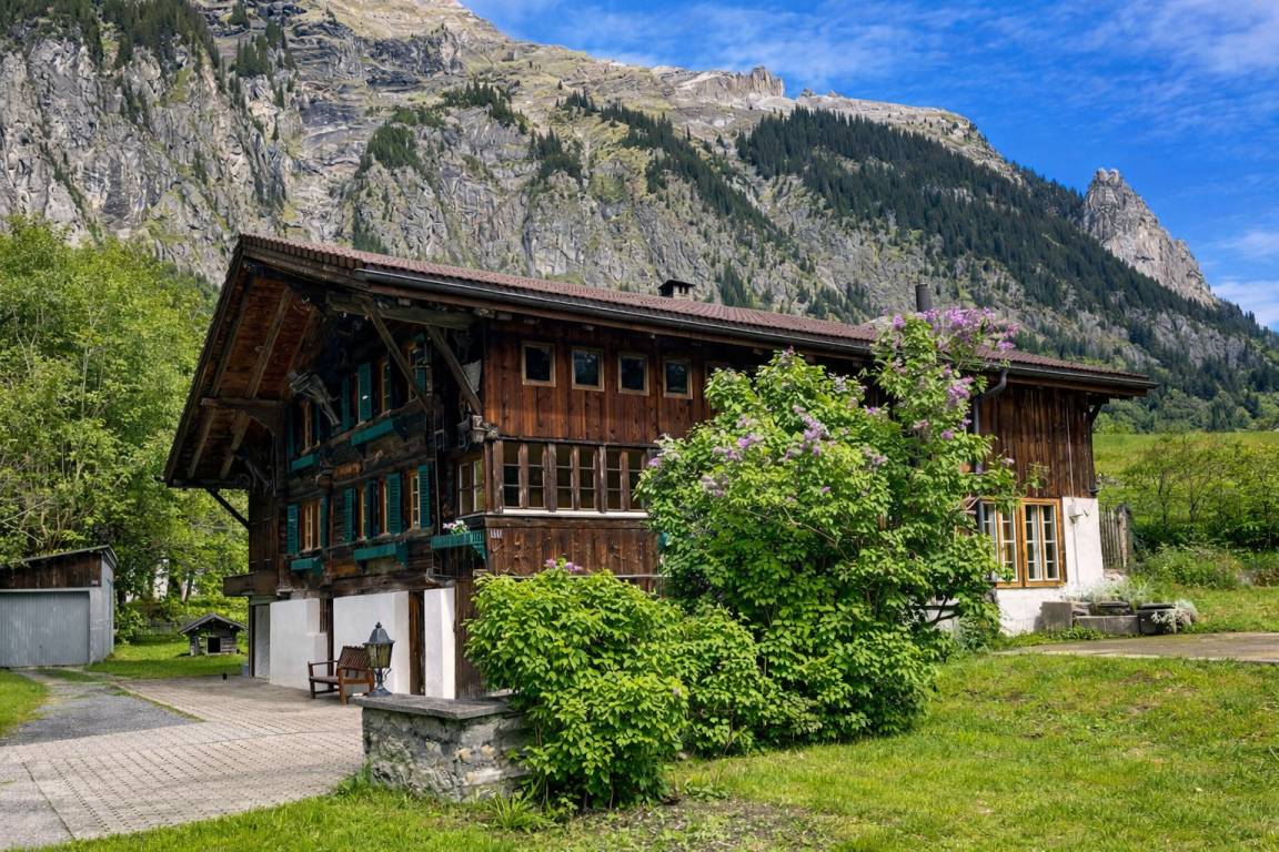 150 M² Apartment ∙ 4 Bedrooms ∙ 7 Guests - Kandersteg