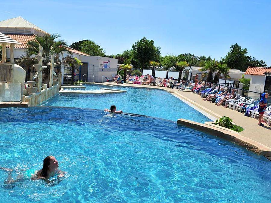 100 M² Maison De Vacances ∙ 4 Chambres ∙ 8 Personnes - Saint-Jean-de-Monts