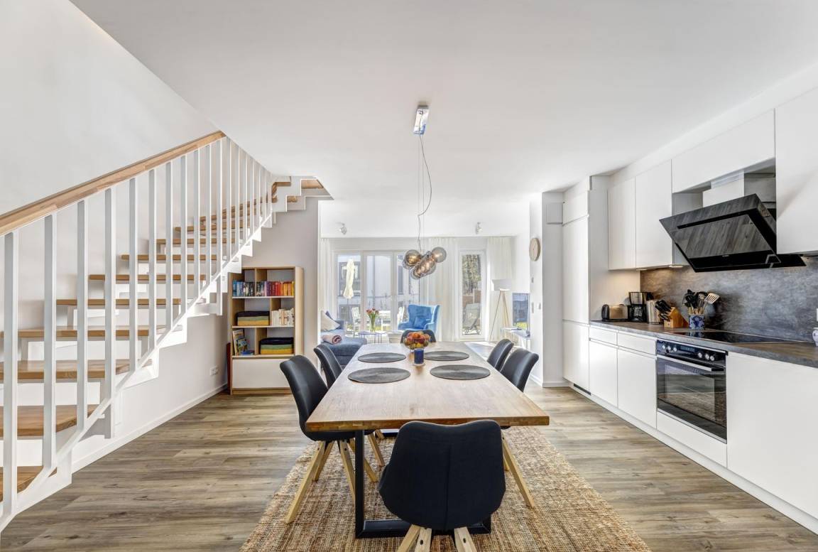 94 M² Ferienhaus ∙ 2 Schlafzimmer ∙ 4 Gäste - Koserow