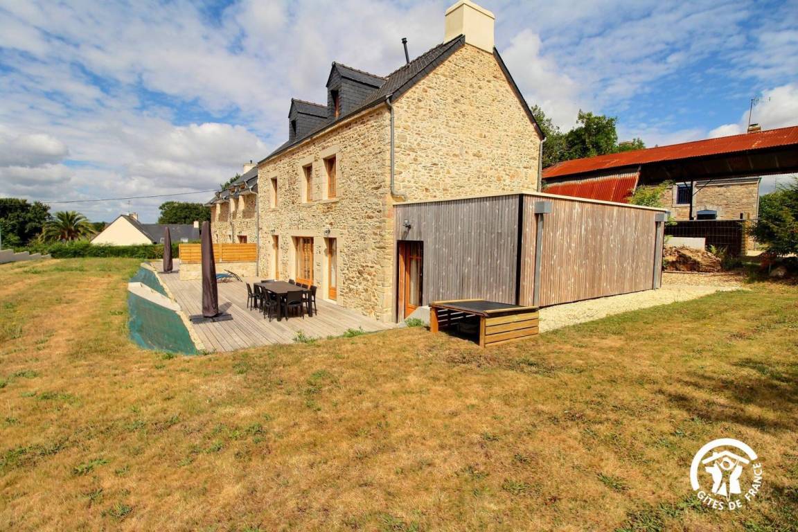 125 M² Gîte ∙ 4 Chambres ∙ 10 Personnes - Languidic