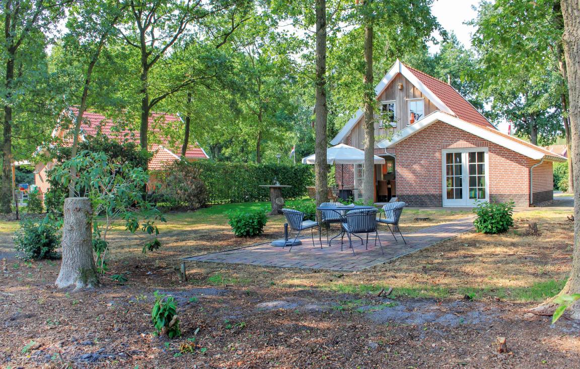 90 M² Huis ∙ 3 Slaapkamers ∙ 6 Gasten - Almelo