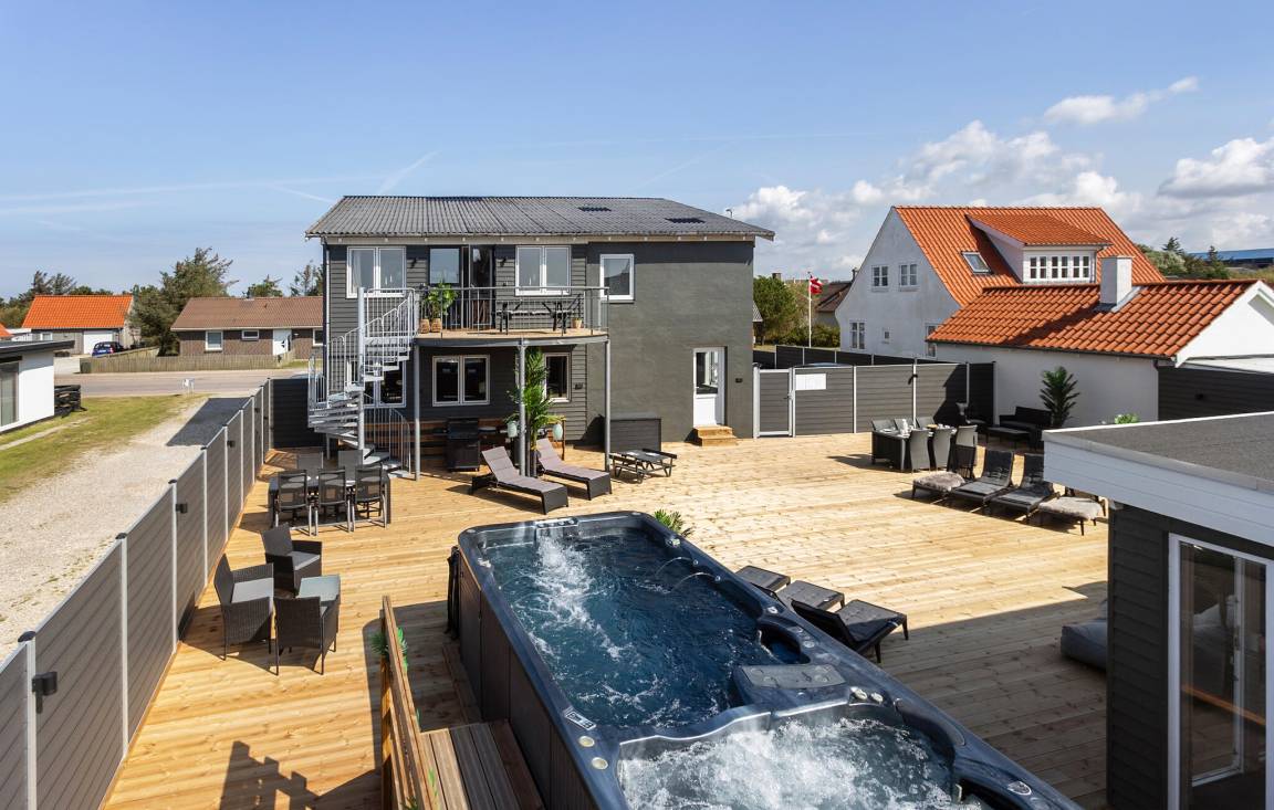 330 M² Huis ∙ 7 Slaapkamers ∙ 18 Gasten - Thisted