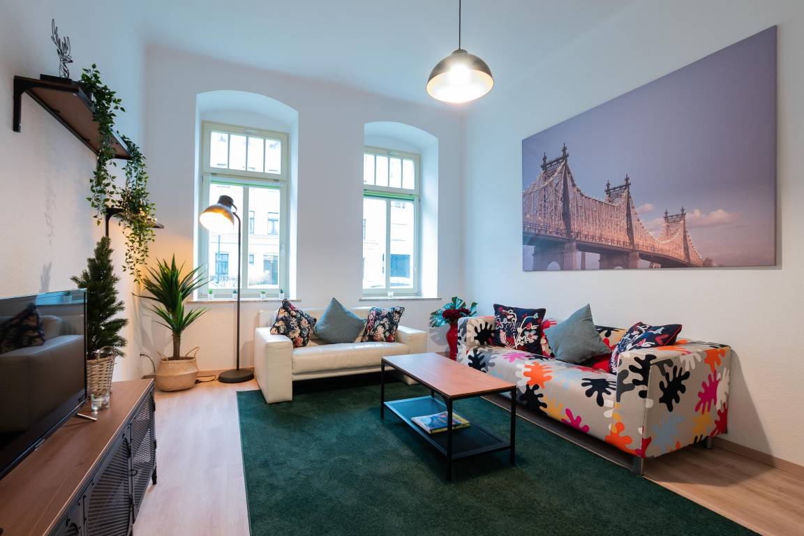 68 M² Ferienwohnung ∙ 3 Schlafzimmer ∙ 5 Gäste - Limbach-Oberfrohna