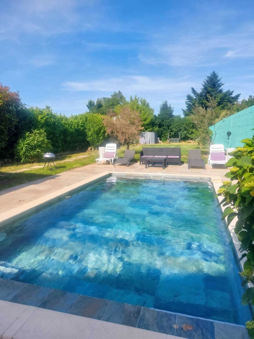 85 M² Villa ∙ 2 Schlafzimmer ∙ 8 Gäste - Lyon