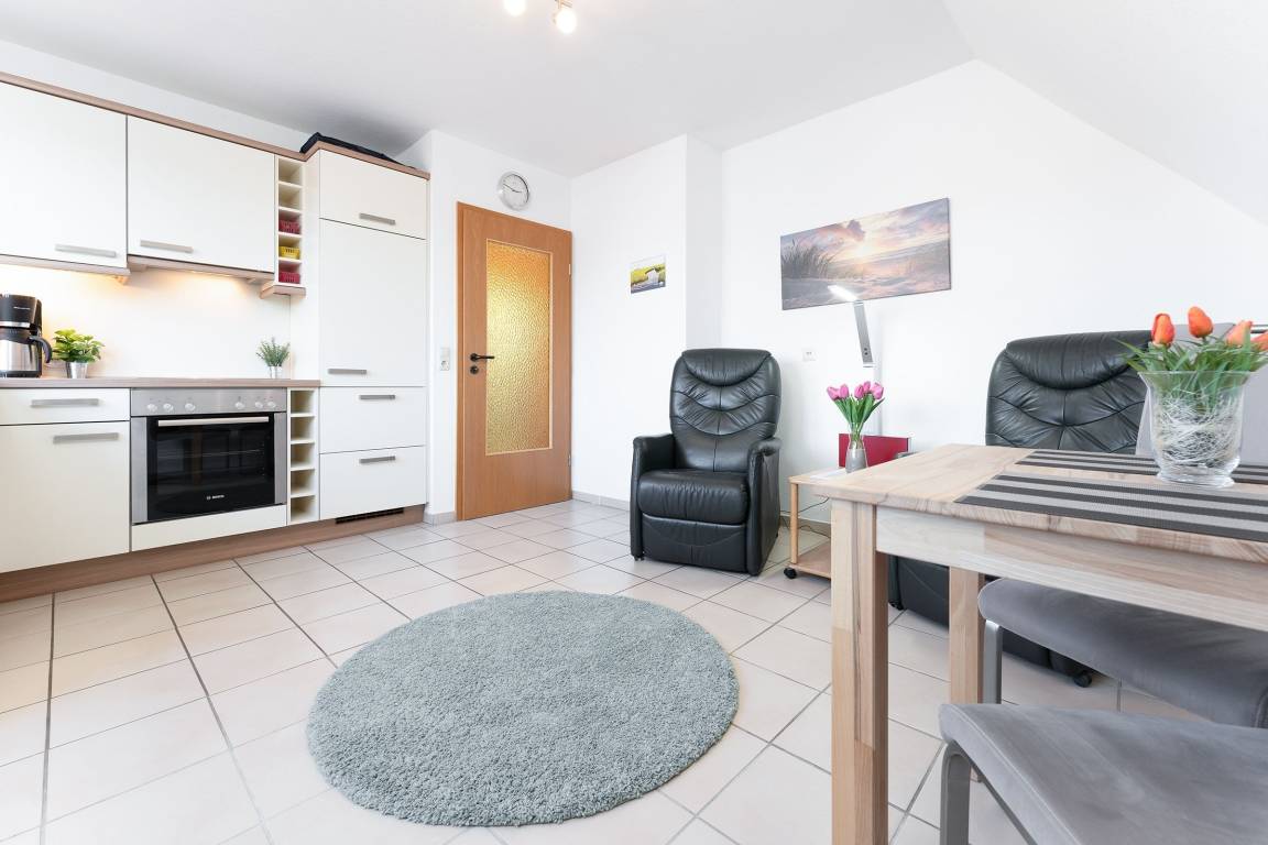 50 M² Ferienwohnung ∙ 1 Schlafzimmer ∙ 2 Gäste - Lensahn