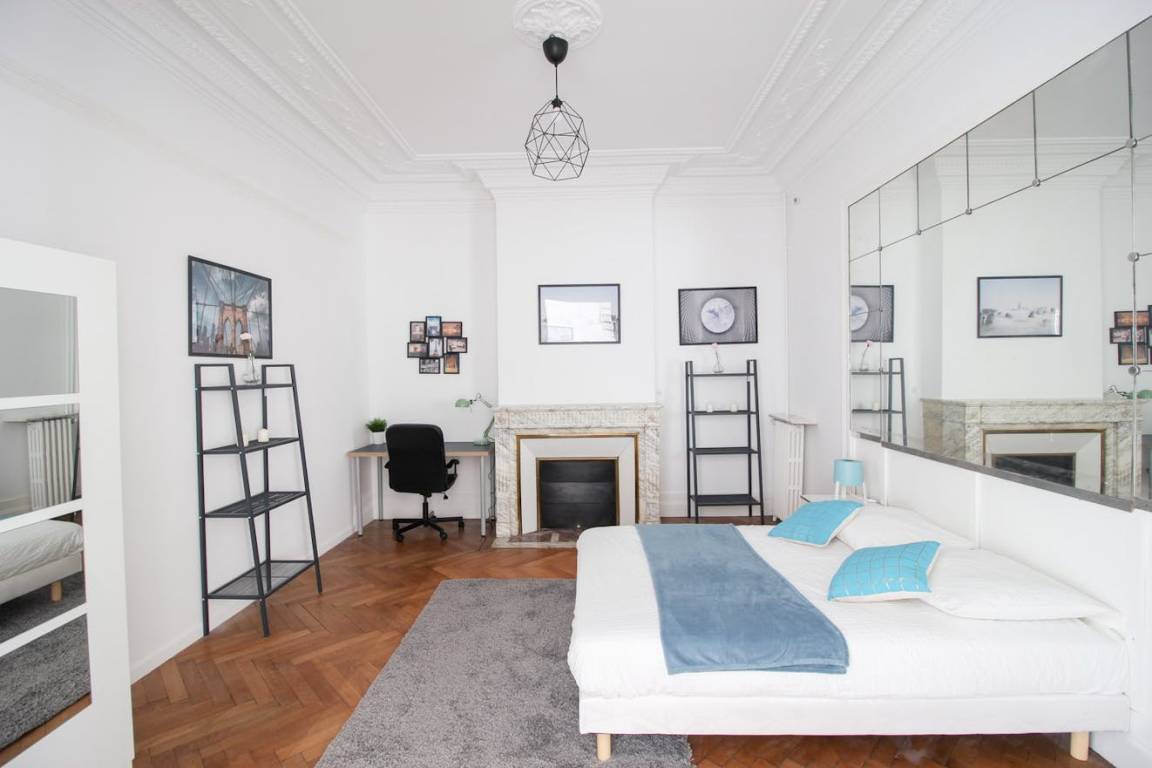 163 M² Private Room ∙ 1 Bedroom ∙ 6 Guests - Bordeaux