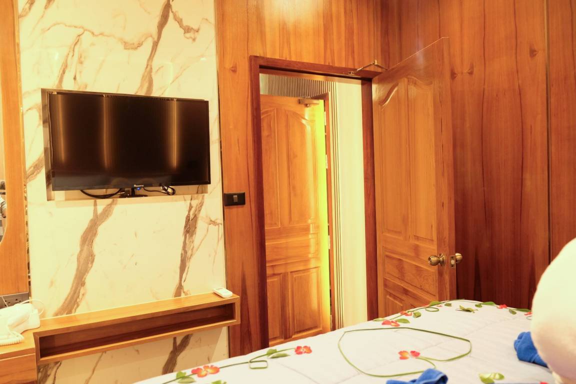 100 M² Apartment ∙ 2 Bedrooms ∙ 4 Guests - Patong Beach