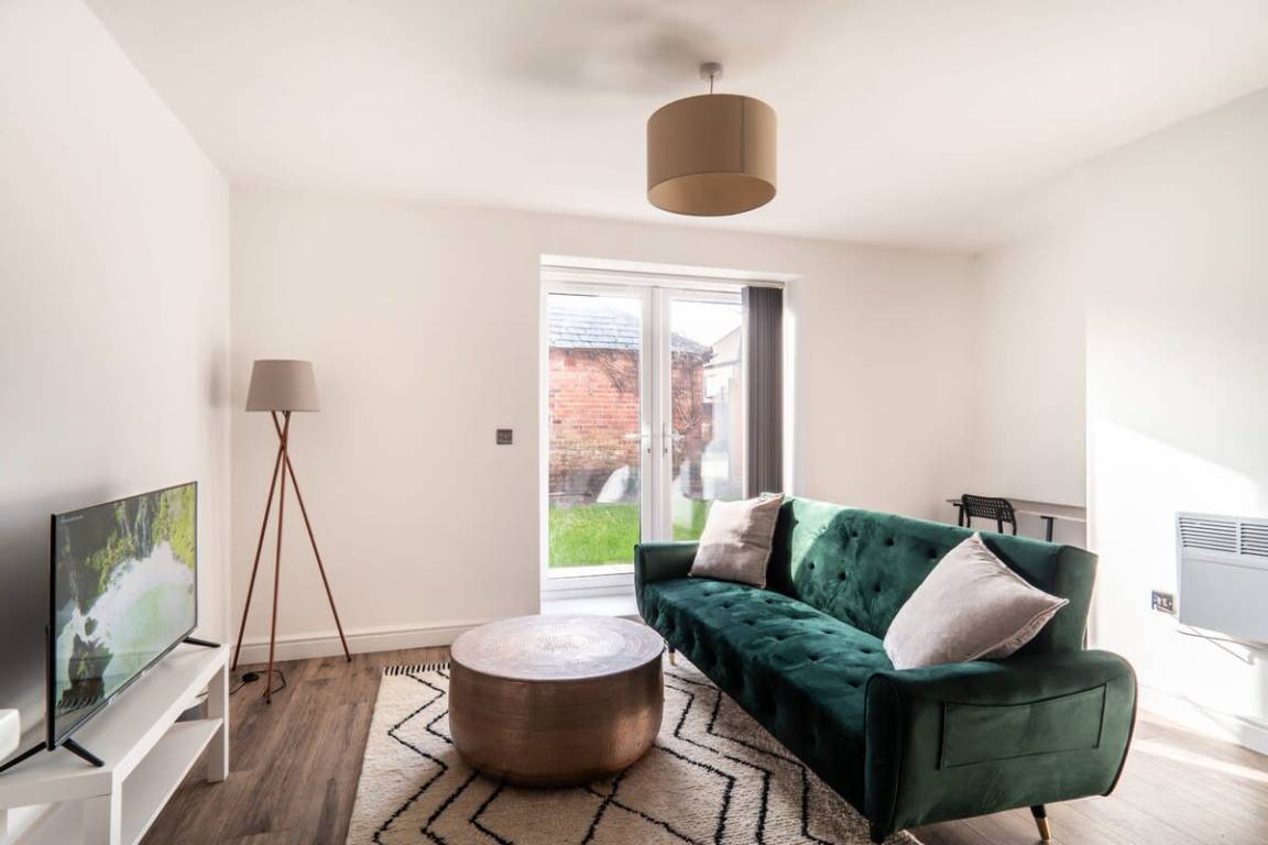 70 M² Ferienwohnung ∙ 2 Schlafzimmer ∙ 4 Gäste - Ormskirk