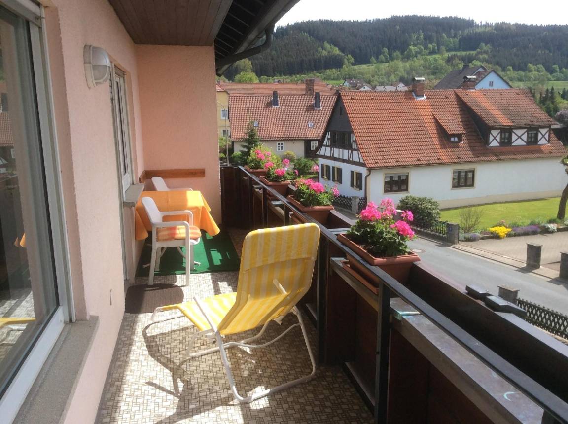 75 M² Ferienwohnung ∙ 2 Schlafzimmer ∙ 3 Gäste - Kronach