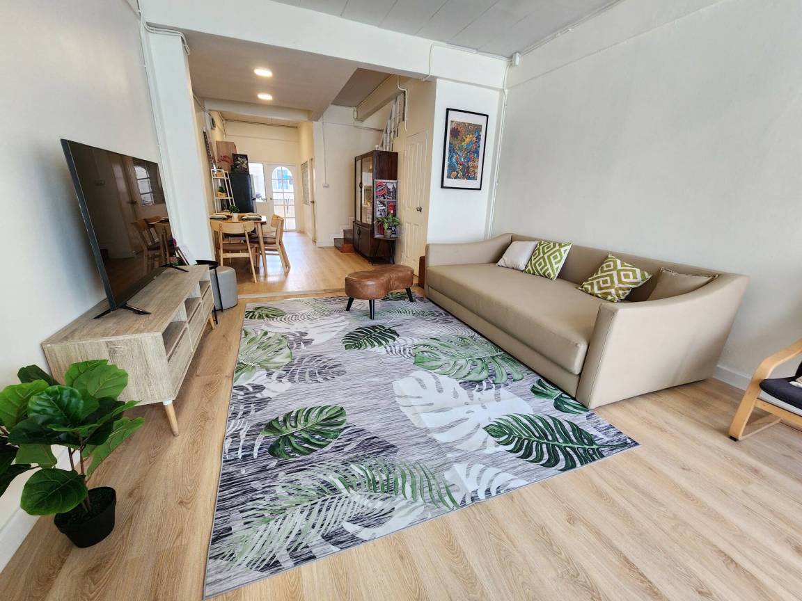 160 M² House ∙ 3 Bedrooms ∙ 6 Guests - Bangkok