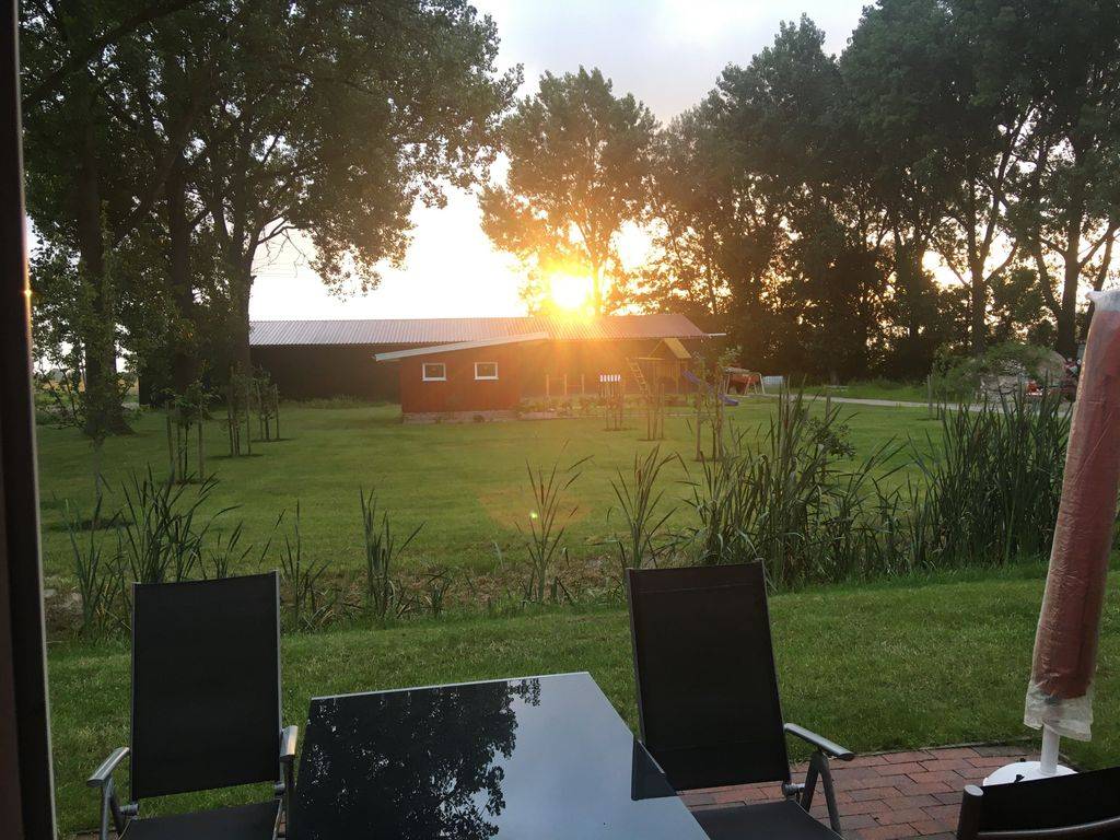 68 M² Ferienwohnung ∙ 2 Schlafzimmer ∙ 4 Gäste - Greetsiel