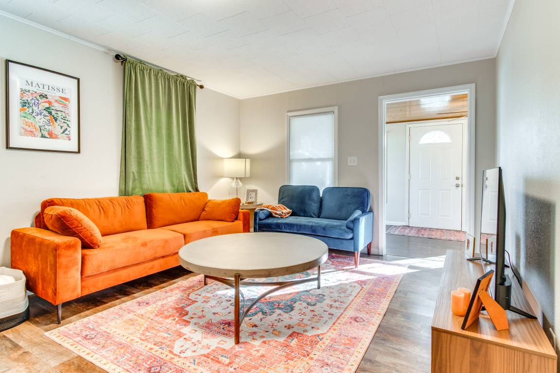 78 M² House ∙ 2 Bedrooms ∙ 4 Guests - Palestine, IL