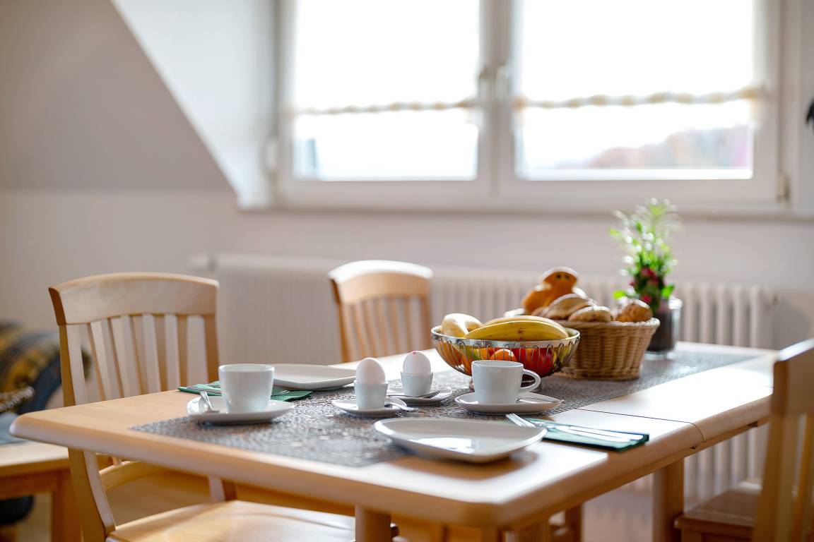 63 M² Ferienwohnung ∙ 1 Schlafzimmer ∙ 2 Gäste - Waldkirch