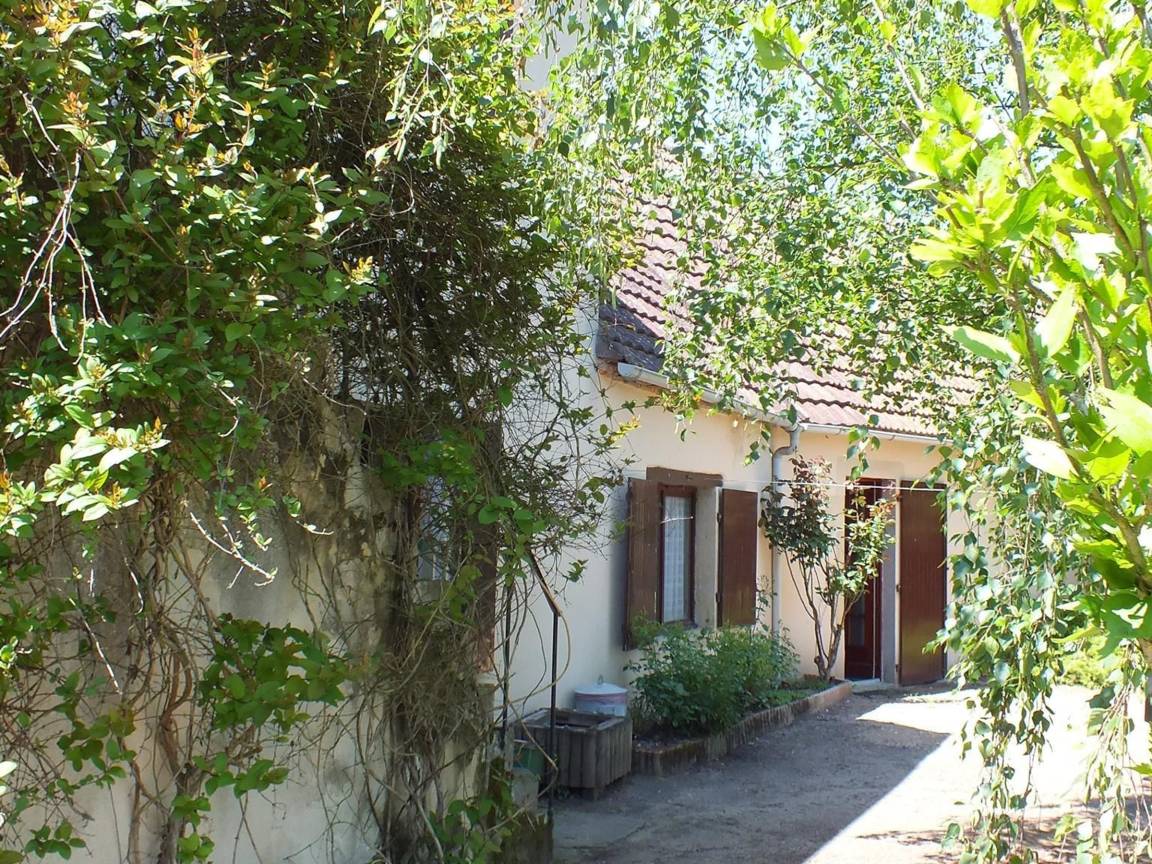 126 M² Cottage ∙ 3 Chambres ∙ 5 Personnes - Circuit de Nevers Magny-Cours