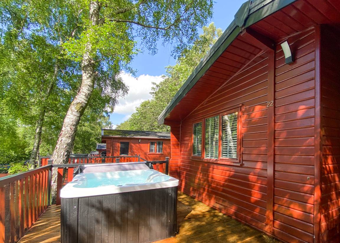 Chalet ∙ 2 Bedrooms ∙ 4 Guests - Bangor