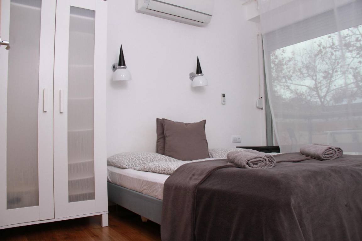 60 M² Apartment ∙ 3 Bedrooms ∙ 8 Guests - Balatonvilágos