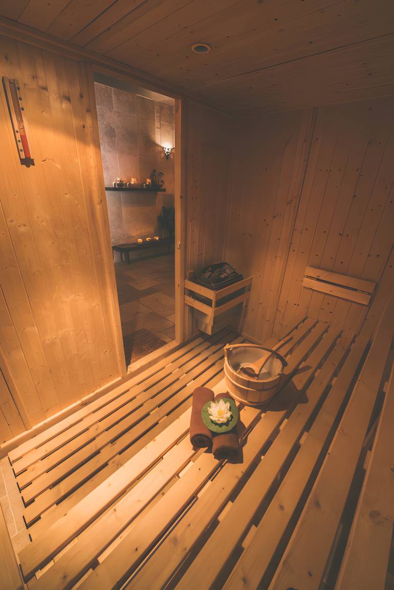 300 M² Casa ∙ 7 Habitaciones ∙ 14 Huéspedes - Visan