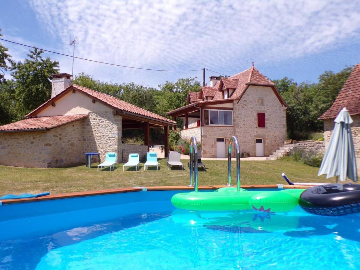 79 M² Gîte ∙ 3 Chambres ∙ 6 Personnes - Lot
