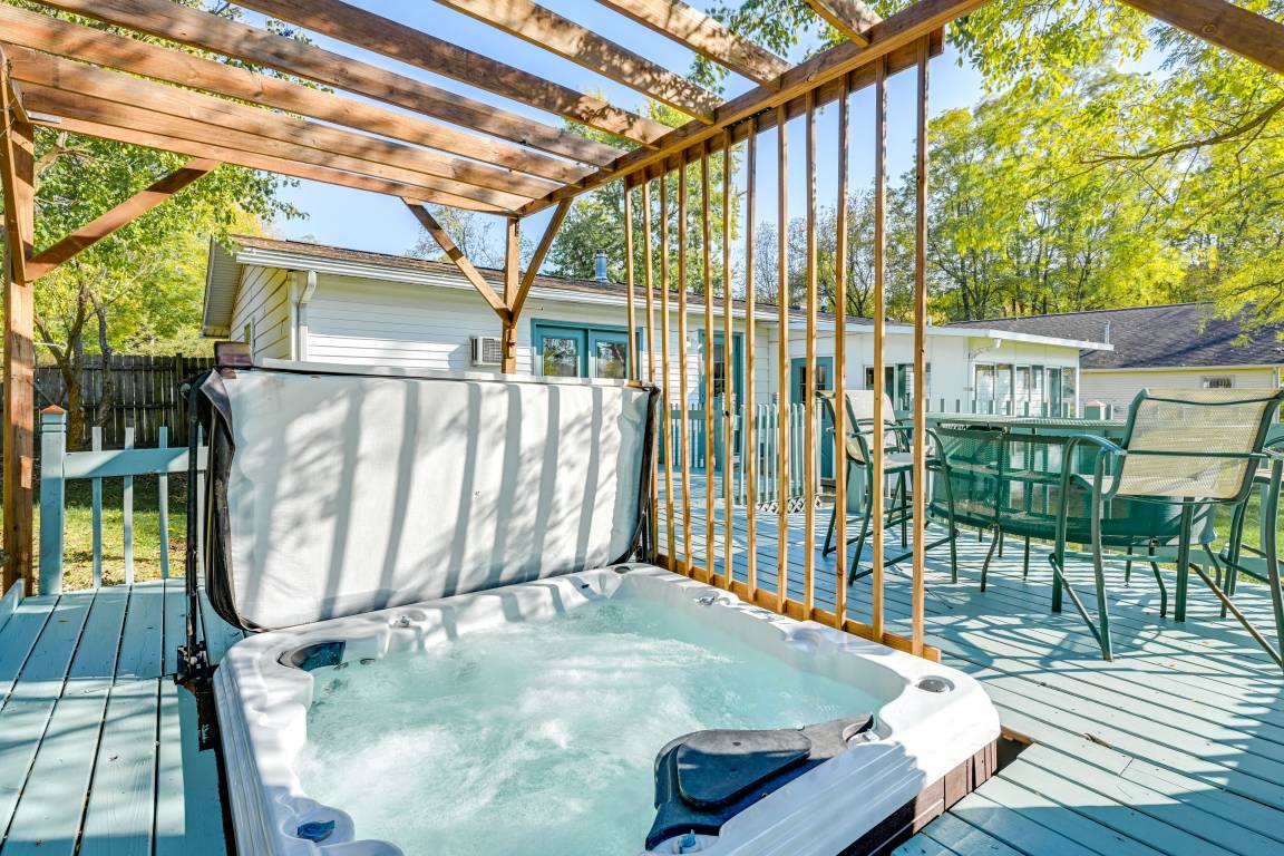 125 M² House ∙ 3 Bedrooms ∙ 7 Guests - Brooklyn, MI