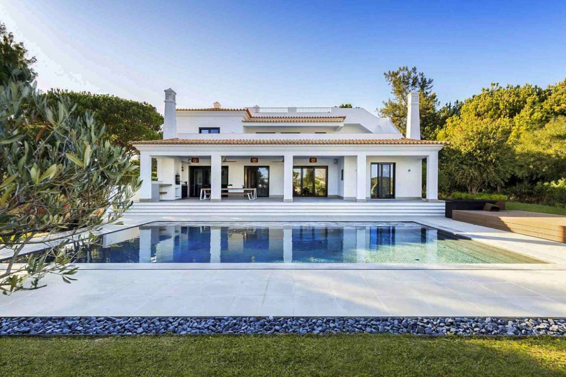 Villa ∙ 6 Slaapkamers ∙ 12 Gasten - Almancil
