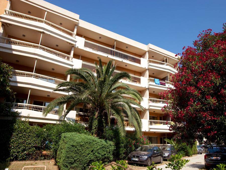 25 M² Studio Asunto ∙ 1 Makuuhuone ∙ 4 Vierasta - Sainte-Maxime