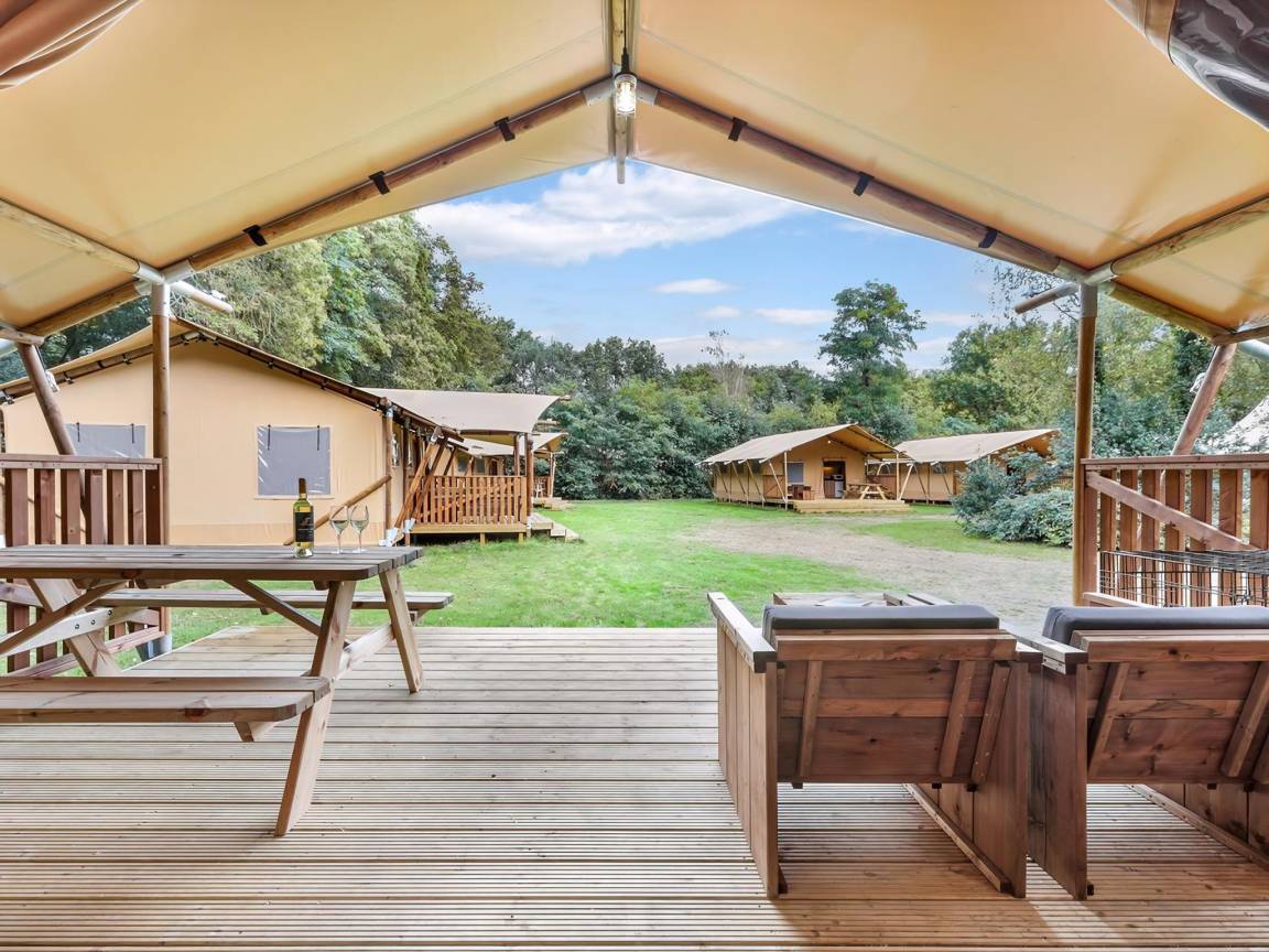 27 M² Tenda ∙ 2 Camere Da Letto ∙ 4 Ospiti - Laren