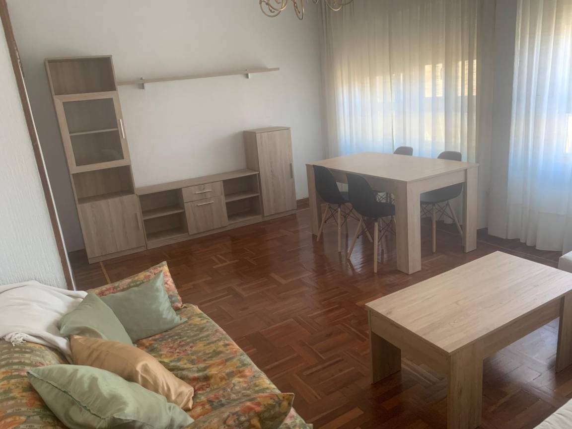 Apartamento ∙ 3 Habitaciones ∙ 5 Huéspedes - Aranda de Duero