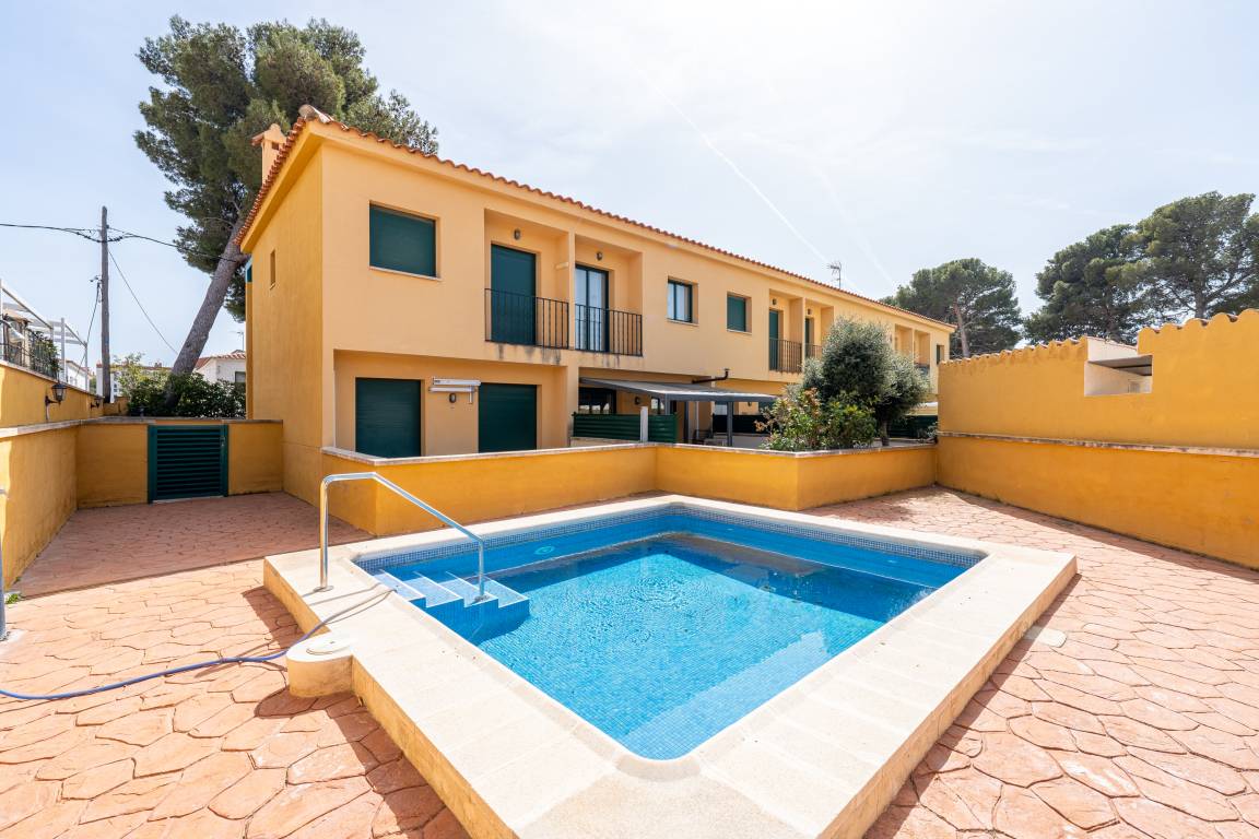 93 M² Casa ∙ 2 Habitaciones ∙ 4 Huéspedes - Miami Platja