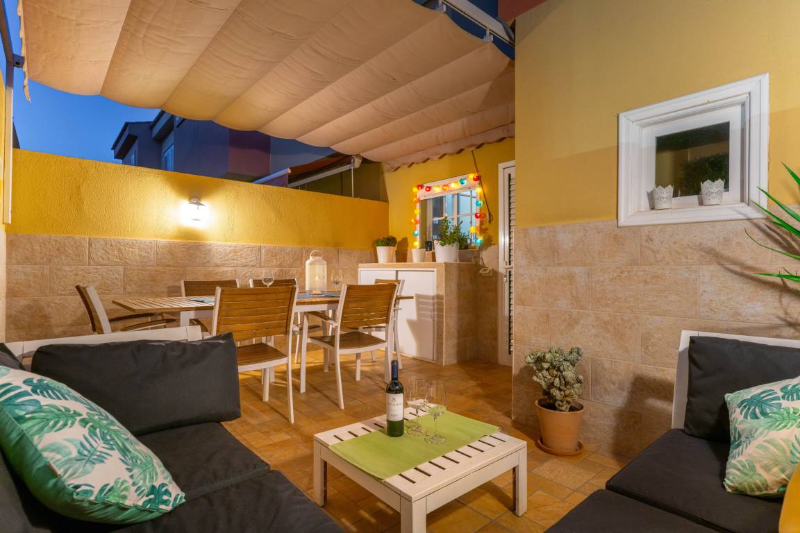 100 M² Huis ∙ 2 Slaapkamers ∙ 4 Gasten - Maspalomas