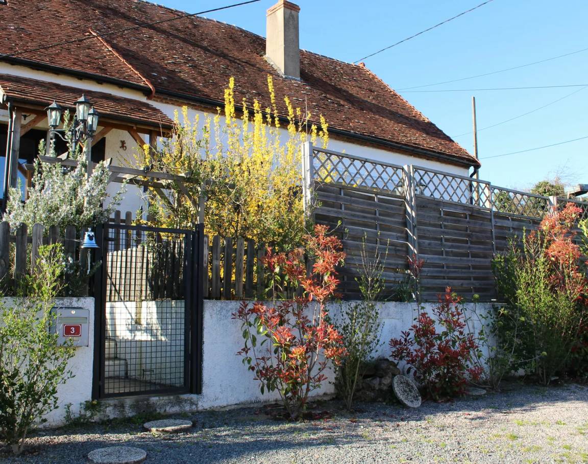 50 M² Casa ∙ 2 Camere Da Letto ∙ 4 Ospiti - Bourbon-Lancy