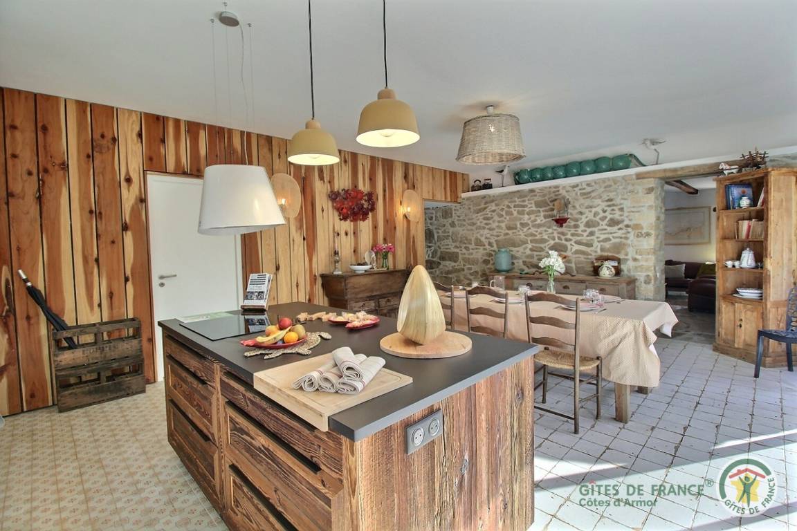 110 M² Gîte ∙ 3 Chambres ∙ 6 Personnes - Trégastel