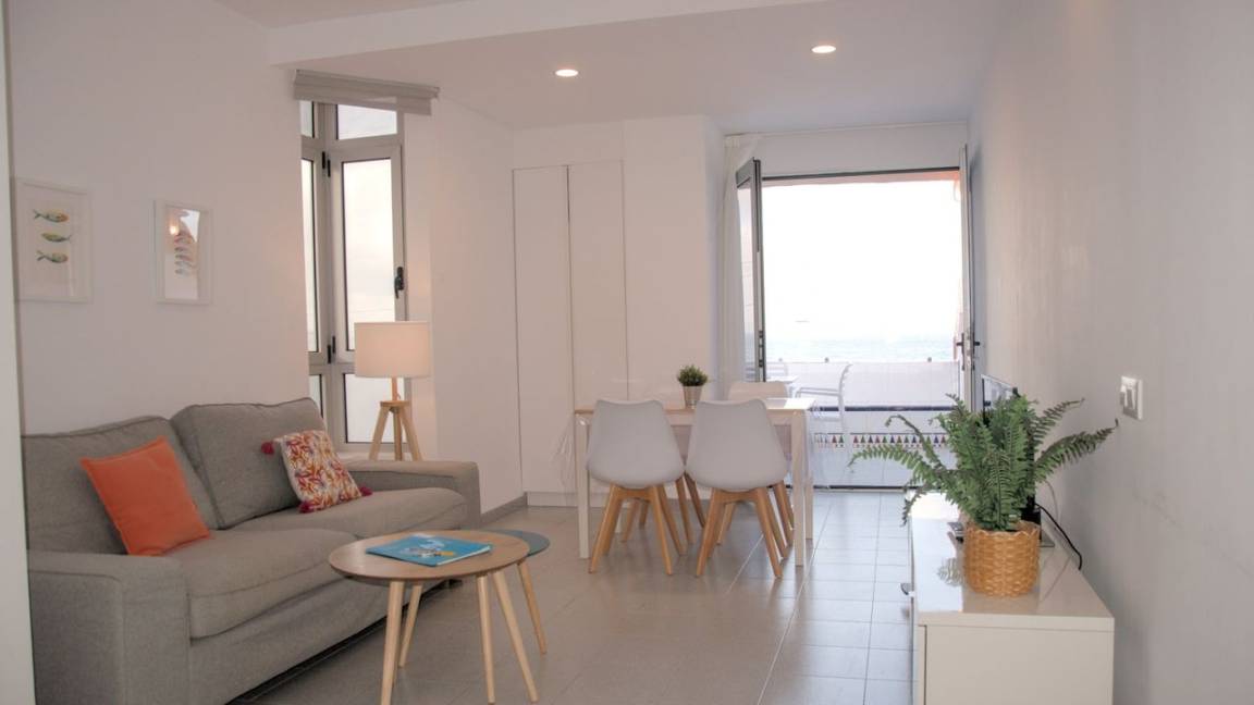 84 M² House ∙ 2 Bedrooms ∙ 4 Guests - Las Palmas de Gran Canaria