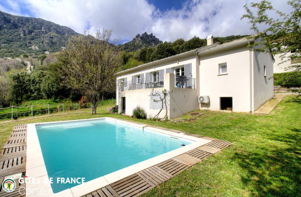 94 M² Gîte ∙ 3 Chambres ∙ 6 Personnes - Cap Corse