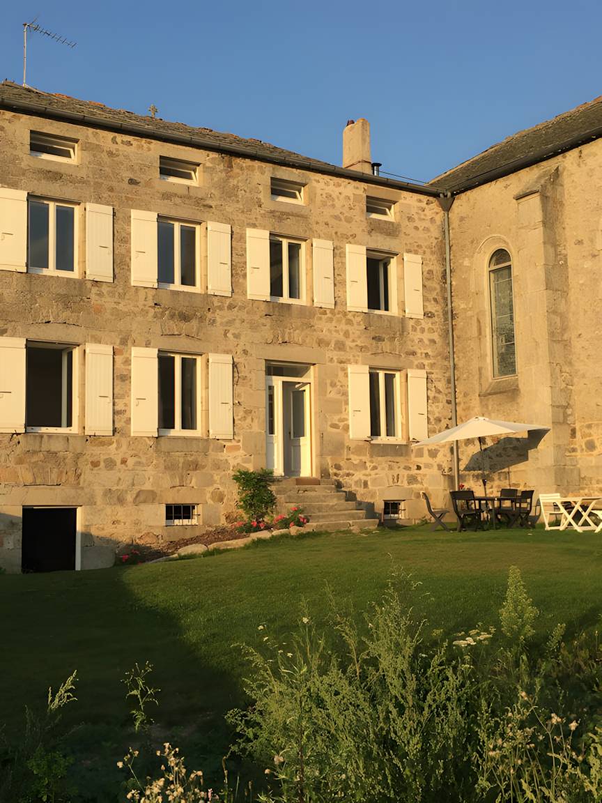 300 M² Maison De Vacances ∙ 4 Chambres ∙ 12 Personnes - Haute-Loire
